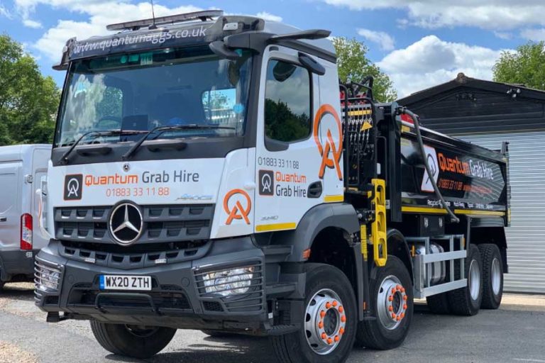 Grab & Tipper Lorries - Xtreme Signs