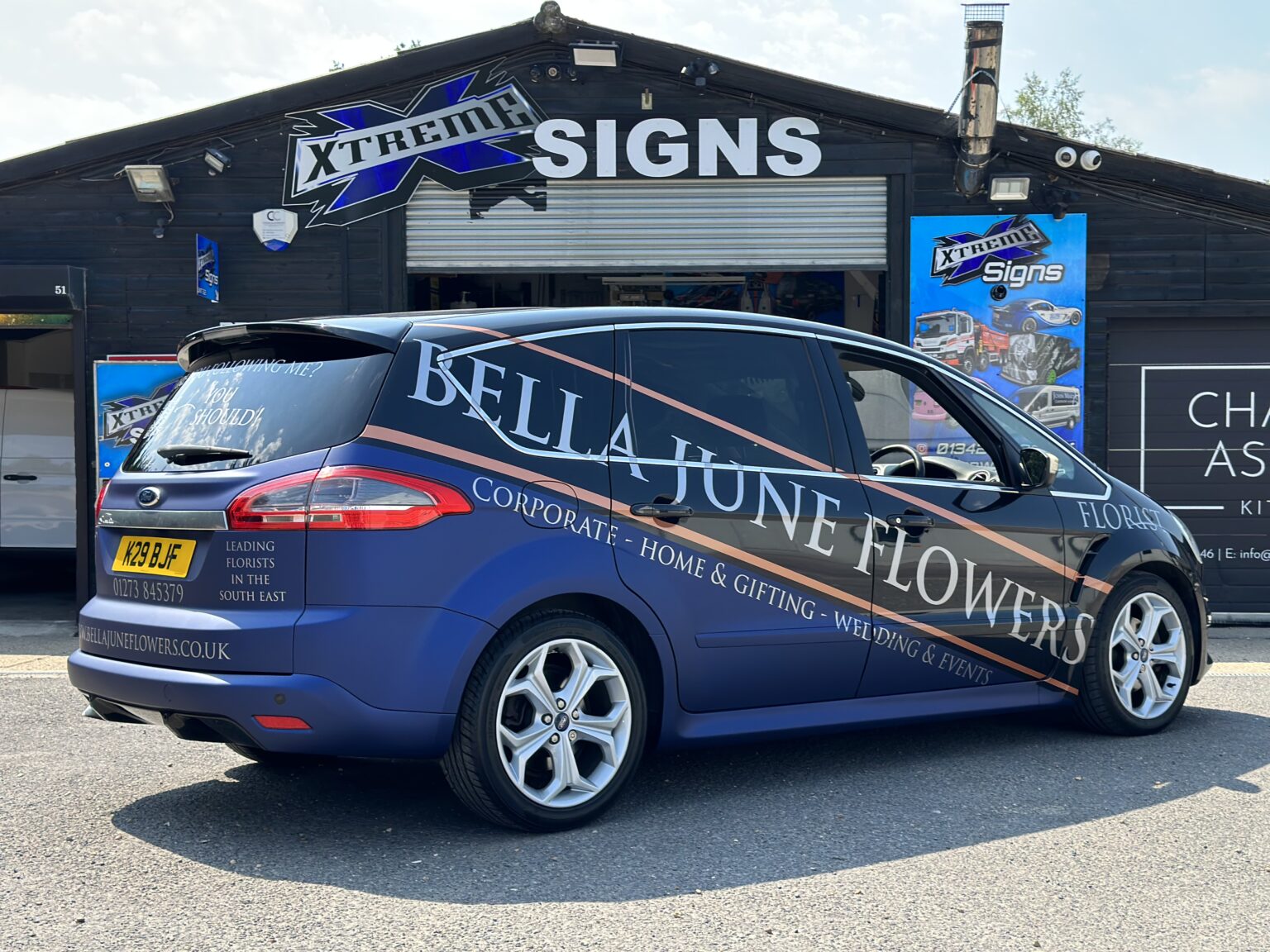Car Sign Writing - Xtreme Signs